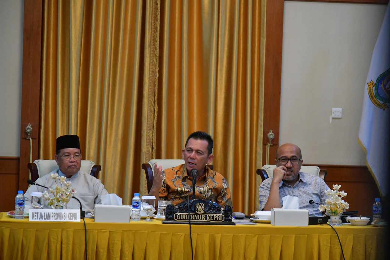Monumen Bahasa Nasional di Pulau Penyengat Siap Dibangun, Gubernur ...
