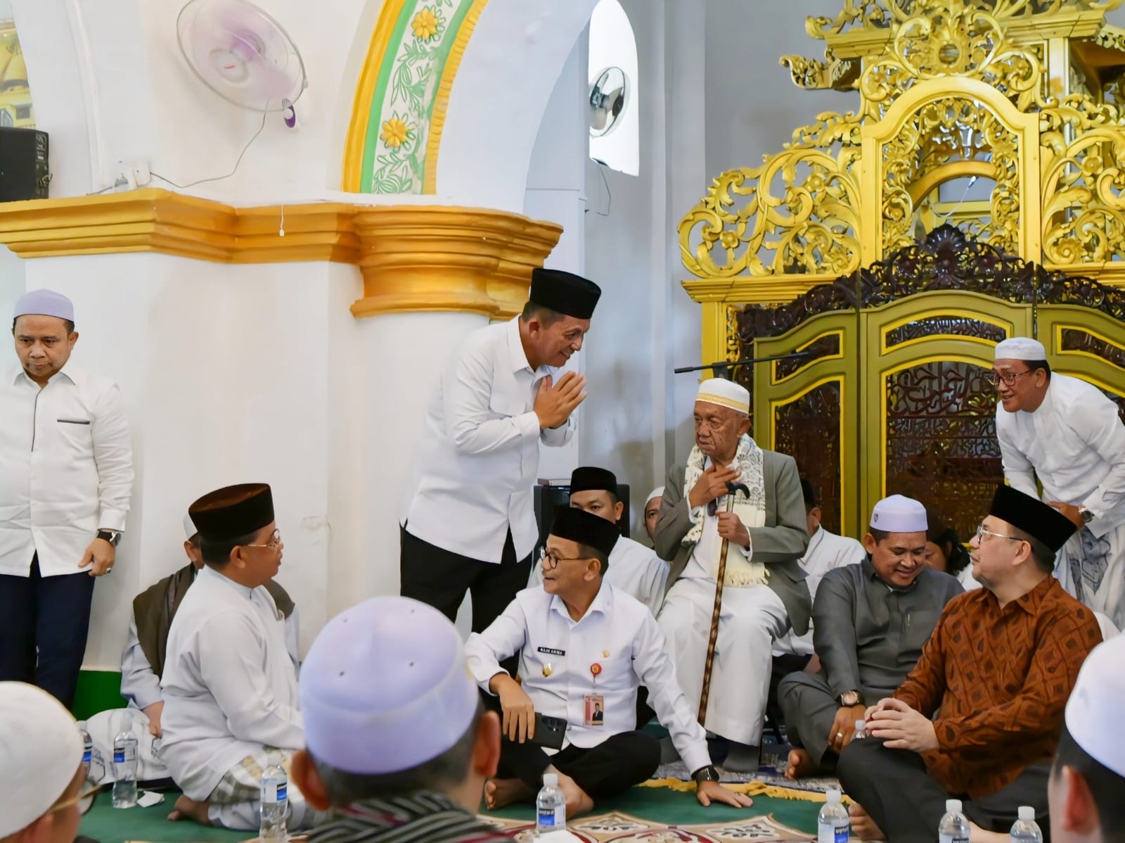 Gubernur Ansar Hadiri Haul Syekh Syihabuddin di Pulau Penyengat, Ribuan ...
