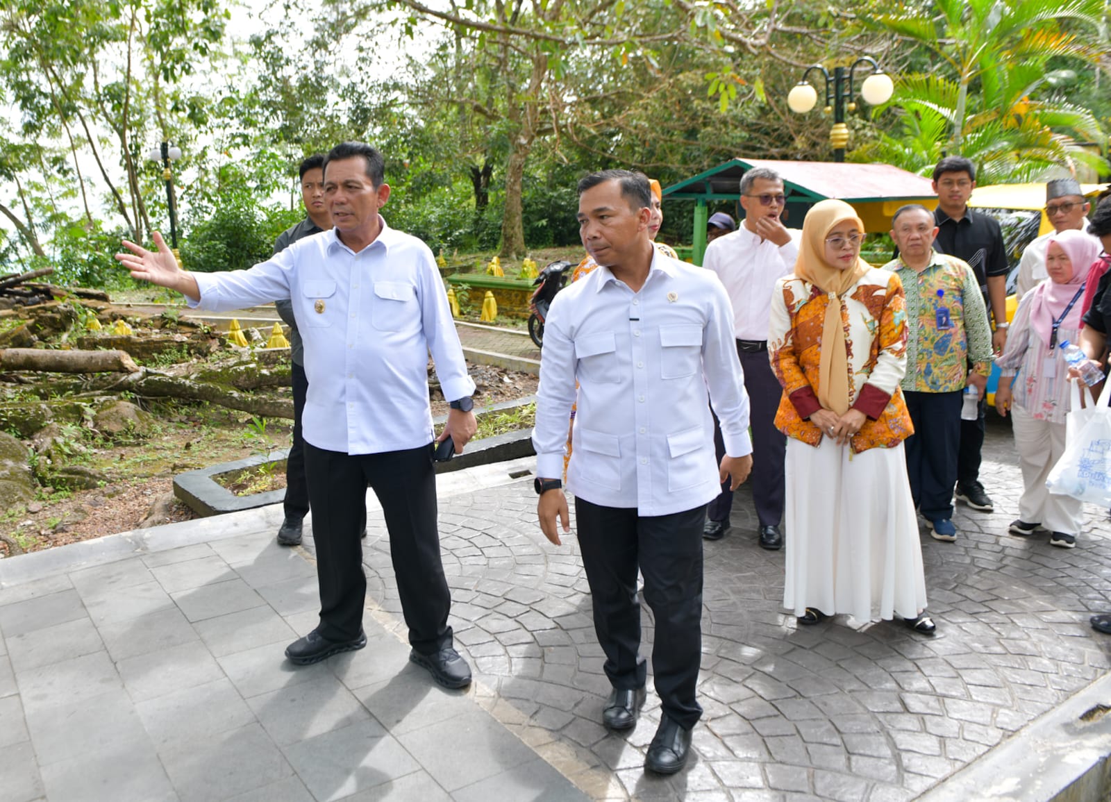 Menteri Wihaji Kunjungi Pulau Penyengat, Kagumi Warisan Sejarah dan ...